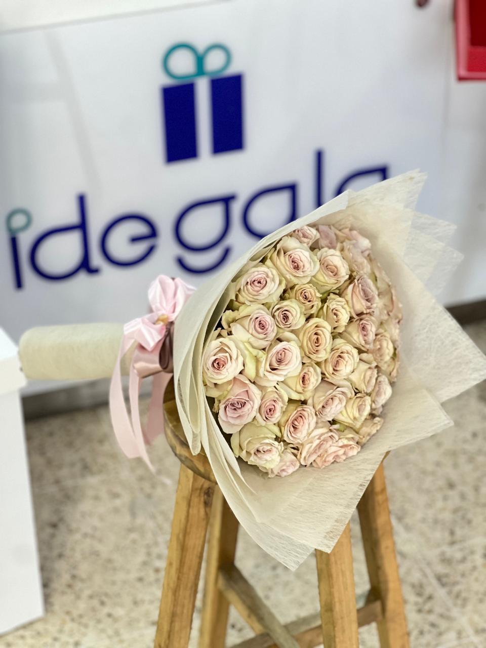 Ramo de Rosas Ecuatorianas Premium - Idegalo